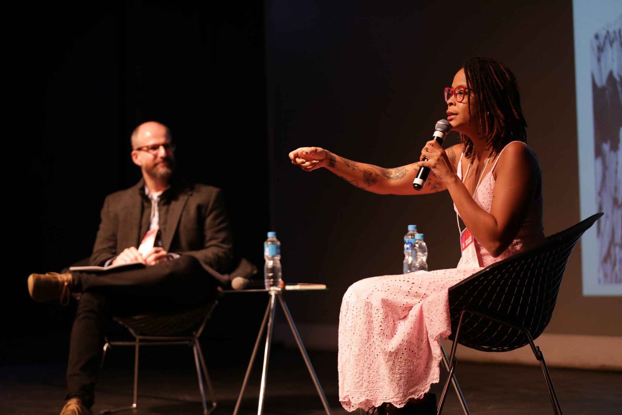 Revista Educação | Como ser um educador(a) antirracista segundo Bárbara ...